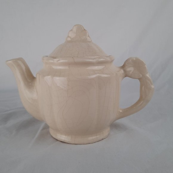 Swanson Pottery | Dining | Vintage Shawnee Pottery Teapot 94s Cream ...